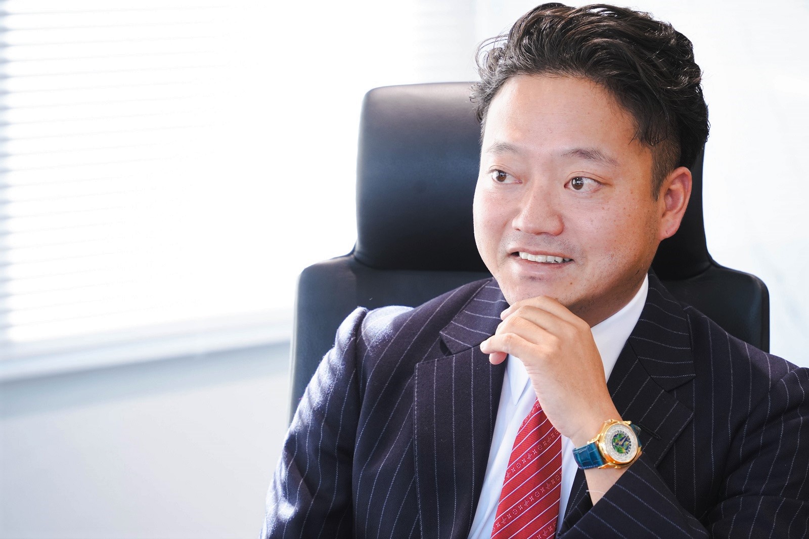 【ミダス財団が見据える未来】少年期の夢が世界を変えるきっかけをつくった 吉村英毅代表理事インタビュー – MIDAS TALENT｜ミダスタレント